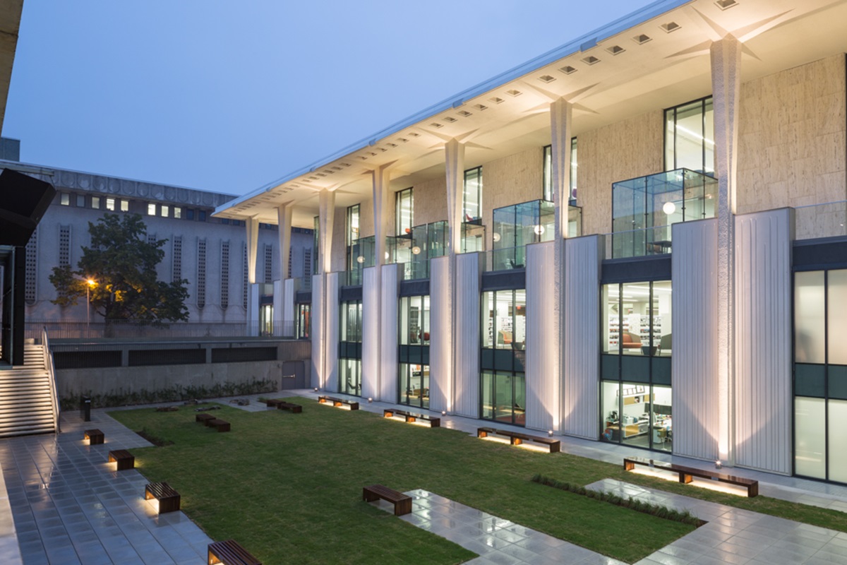 Pilkington Planar™ Brings The Central Library In Tulsa, Oklahoma Into ...